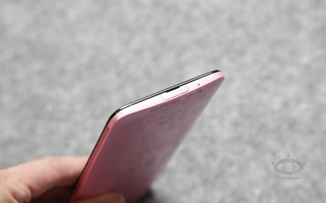 蝴蝶新色現身，HTC Butterfly 玫瑰粉春電展動手看 | T客邦