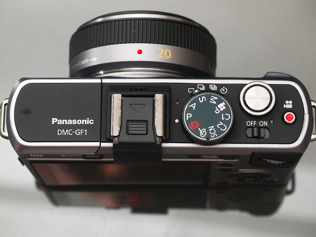 都會中的時尚精靈：Panasonic GF1（上） | T客邦