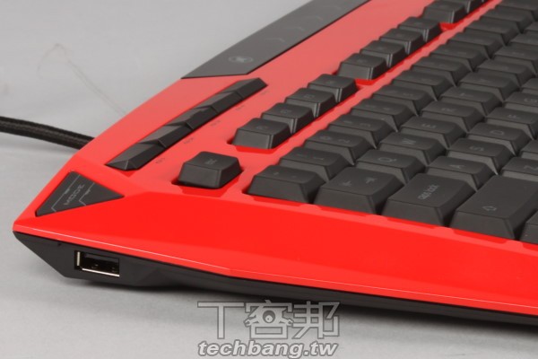 GIGABYTE Aivia K8100 電競鍵盤 搶先看 | T客邦