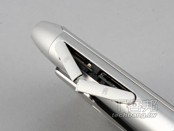 Nokia N8：加裝全新OS、千萬畫素的旗艦手機 | T客邦