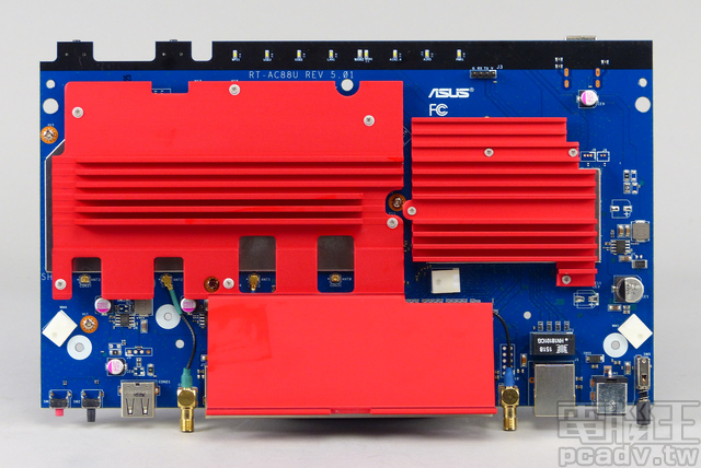 不只 NitroQAM 和鏈路聚合加持，華碩 RT-AC88U 無線路由器實測 | T客邦