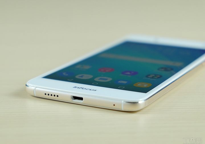 InFocus M535 美型輕薄質感機動手玩 | T客邦