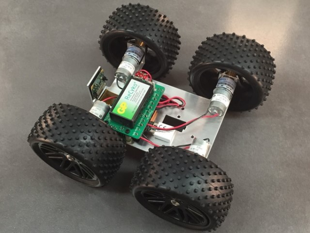 Formula Pi自駕車大賽，派你的Raspberry Pi上場駕車 | T客邦