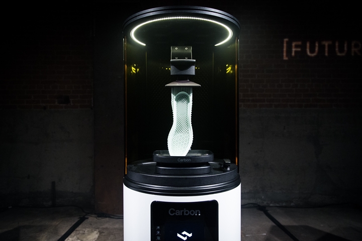 adidas 發表新款 3D 列印運動鞋：Futurecraft 4D，量產 10 萬雙你也買得到 | T客邦