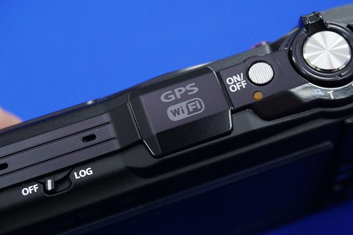 新一代防水旗艦 Olympus Tough TG-5 發表，搭載 TruePic VIII 影像處理器，帶來 4K 錄影以及實地感應器功能 | T客邦