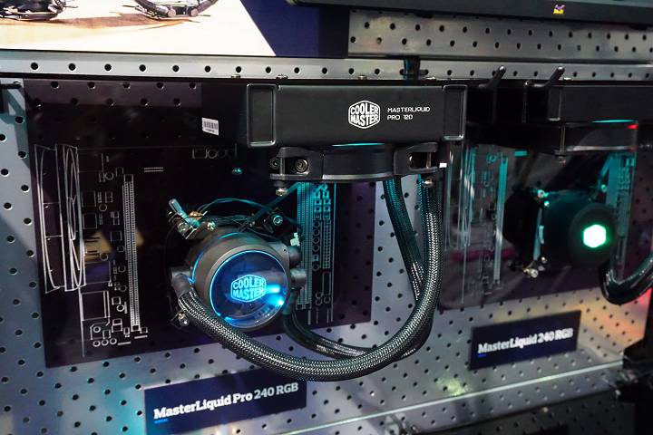 新舊並陳！Cooler Master 邁向 25 週年，展出多款代表性產品，以 Maker 精神再創新局 | T客邦