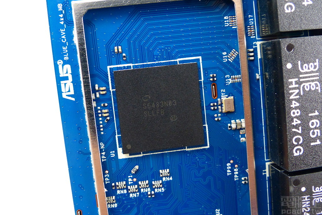 優雅外型融入居家生活，支援 Alexa 與 IFTTT 的 Asus Blue Cave 無線路由器 | T客邦