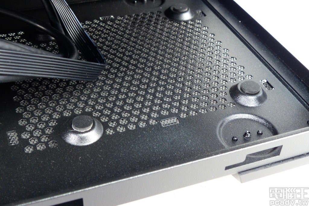 超值、穩定、外觀、散熱多方兼顧，Cooler Master MasterBox MB511 機殼深度評測 | T客邦