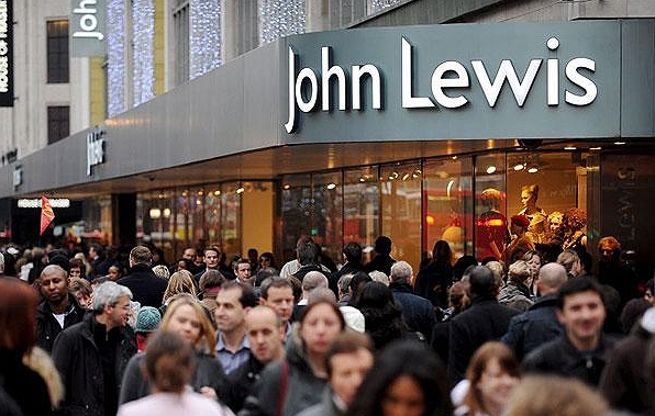 這名美國人John Lewis 與英國百貨公司同名，導致Twitter一年收到5萬則以上的客訴......他竟然幫忙回覆了 | T客邦