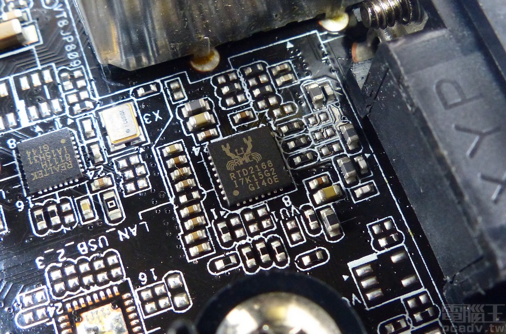 發揮 Ryzen APU 高整合性優勢，ASRock DeskMini A300 Mini-STX 迷你準系統效能、溫度、噪音分析實測 | T客邦