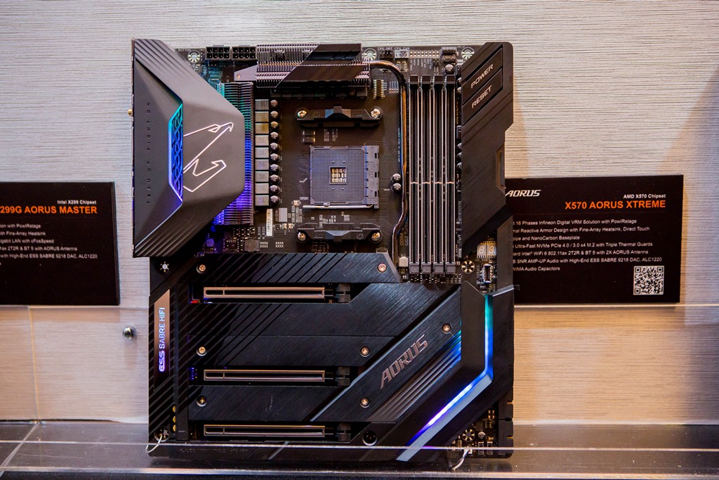 Computex 2019：GIGABYTE AORUS 戰術電競螢幕擴編，真．16 相 AMD X570 主機板與 PCIe 4.0 SSD ...