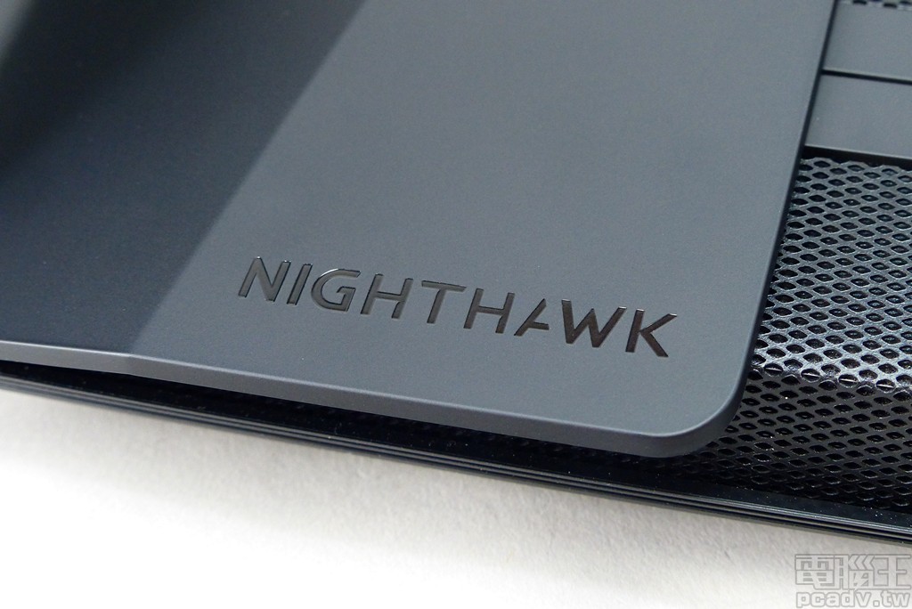 Netgear Nighthawk AX12 RAX120 導入 5Gbps 有線網路！Qualcomm Wi-Fi 6/802.11ax 初 ...