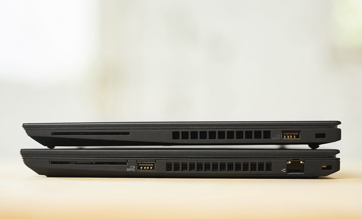 究竟該買哪台？主流機種 Lenovo ThinkPad T490、T490s 對比實測！ | T客邦