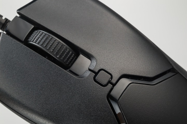 Razer Viper Mini 動手玩：小手掌利器，61 公克的極輕量滑鼠 | T客邦