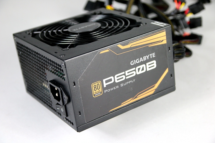 AMD、Intel 平台如何挑選才能兼顧學習和休閒？開學季電腦裝機主流規格搭配指南 | T客邦