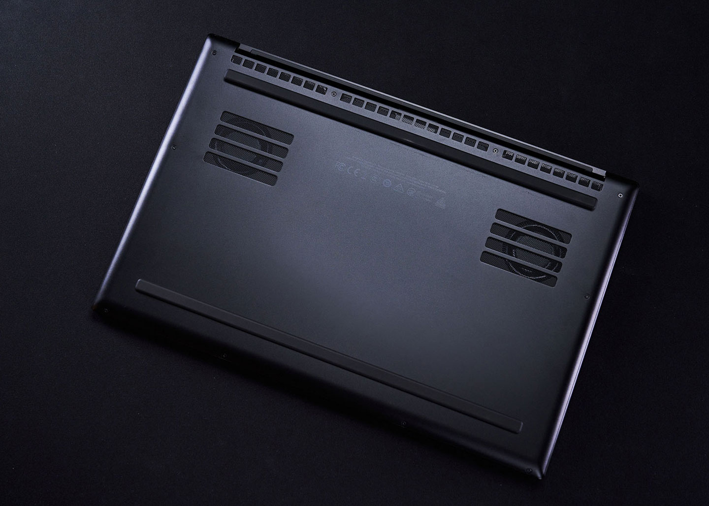 Razer Blade 15 Advanced Edition 開箱與深度評測：兼具輕薄與高效能的電競王者再臨！RTX 30 系列獨顯帶來頂尖 ...