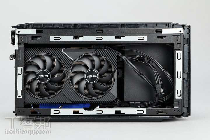 Intel NUC 11 Extreme 套件開箱評測，小體積塞進 10 奈米 i9 處理器效能驚人！ | T客邦