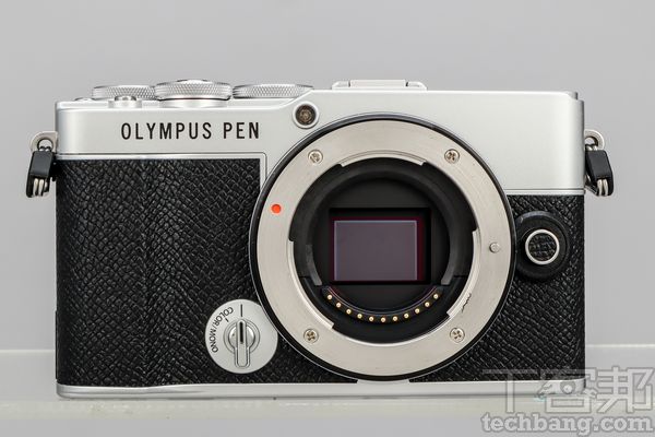 Olympus PEN E-P7評測：復古文青M4/3 經典回歸，單機身價格24,990元 | T客邦