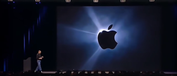 一次看完14年Apple發表會舞台及簡報設計，從賈伯斯到庫克所經歷的5階段變化 | T客邦