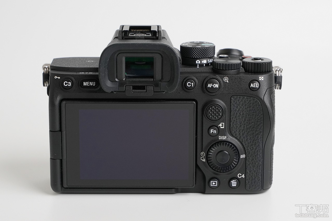 索尼全新 Sony A7IV 開箱實測！A7m4 會是下一代全幅無反霸主嗎？ | T客邦