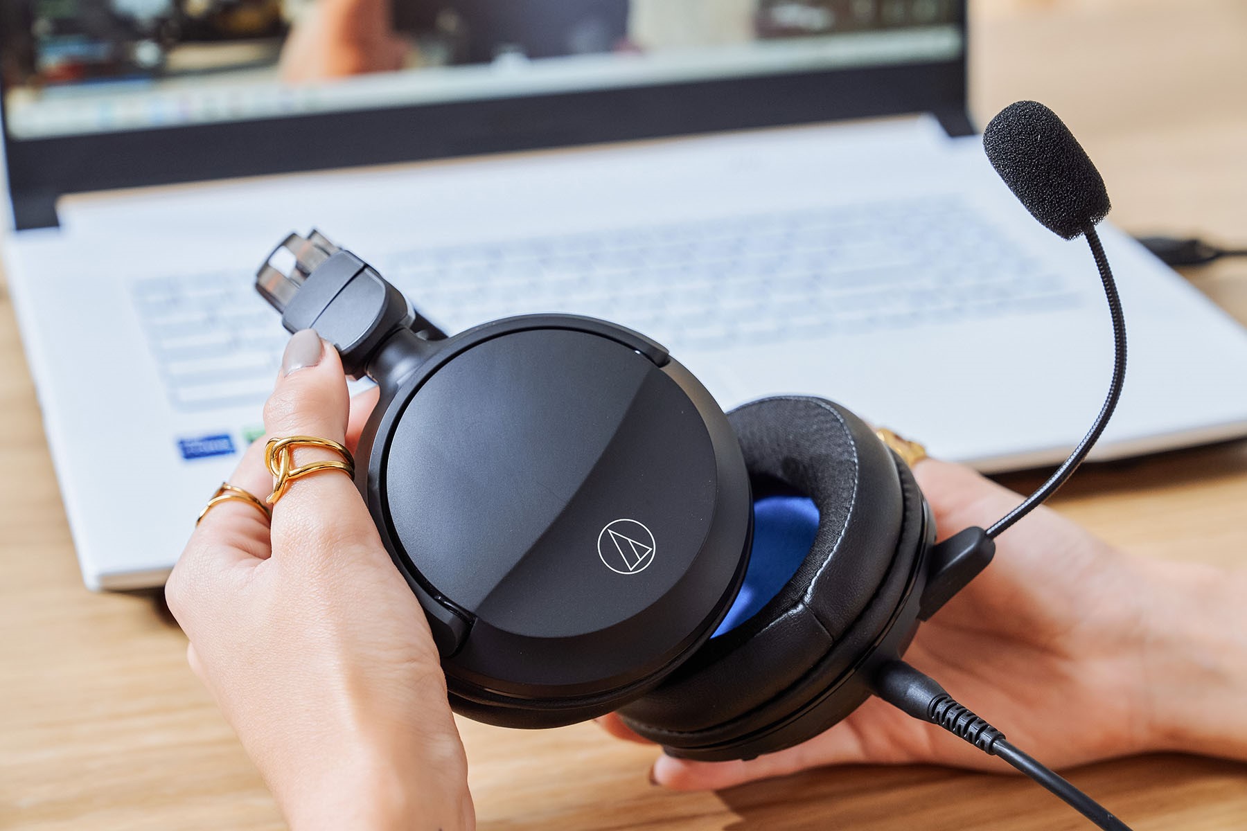 鐵三角 Audio-Technica ATH-GDL3 / ATH-GL3 遊戲耳機評測：輕量化、零壓迫感，感受無邊寬闊的遊戲世界 | T客邦