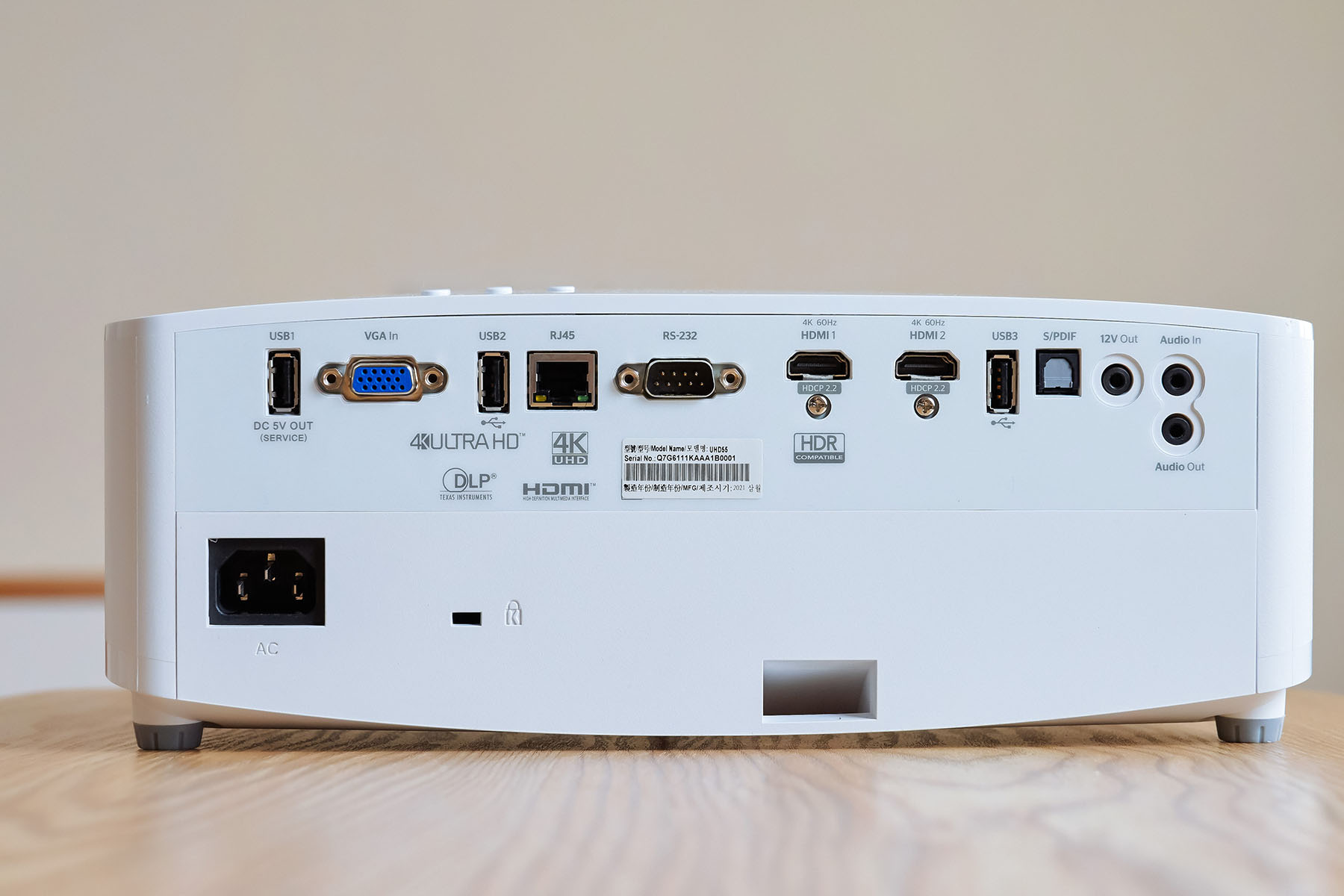 精緻畫質、極速電競，Optoma UHD55 高階劇院投影機 | T客邦