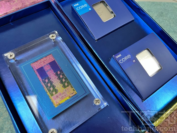 Intel 第 13 代處理器媒體樣品開箱！盒子從裡到外 Die shot 印好印滿 | T客邦