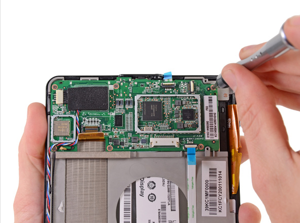 Kindle Fire 開賣，iFixit 上演拆解秀、與 iPad 2 效能比一比 | T客邦