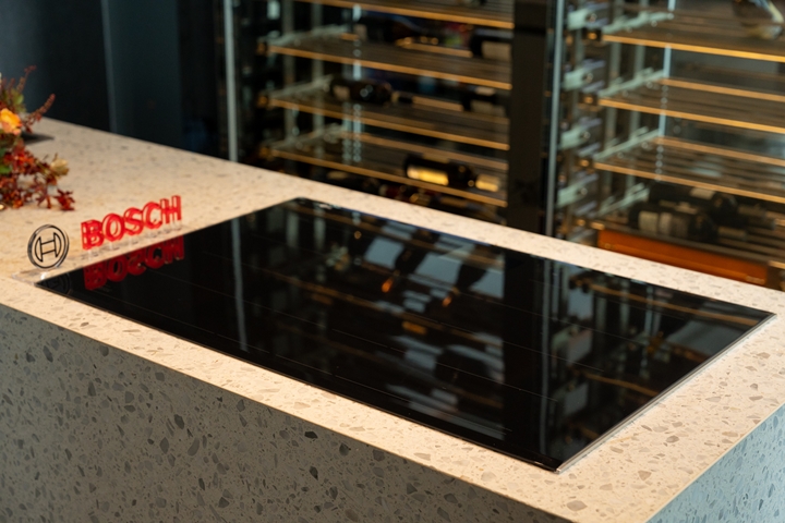 BOSCH Flex IH 智慧感應爐在台登場，精準控溫、彈性烹飪設定，讓料理更輕鬆 | T客邦