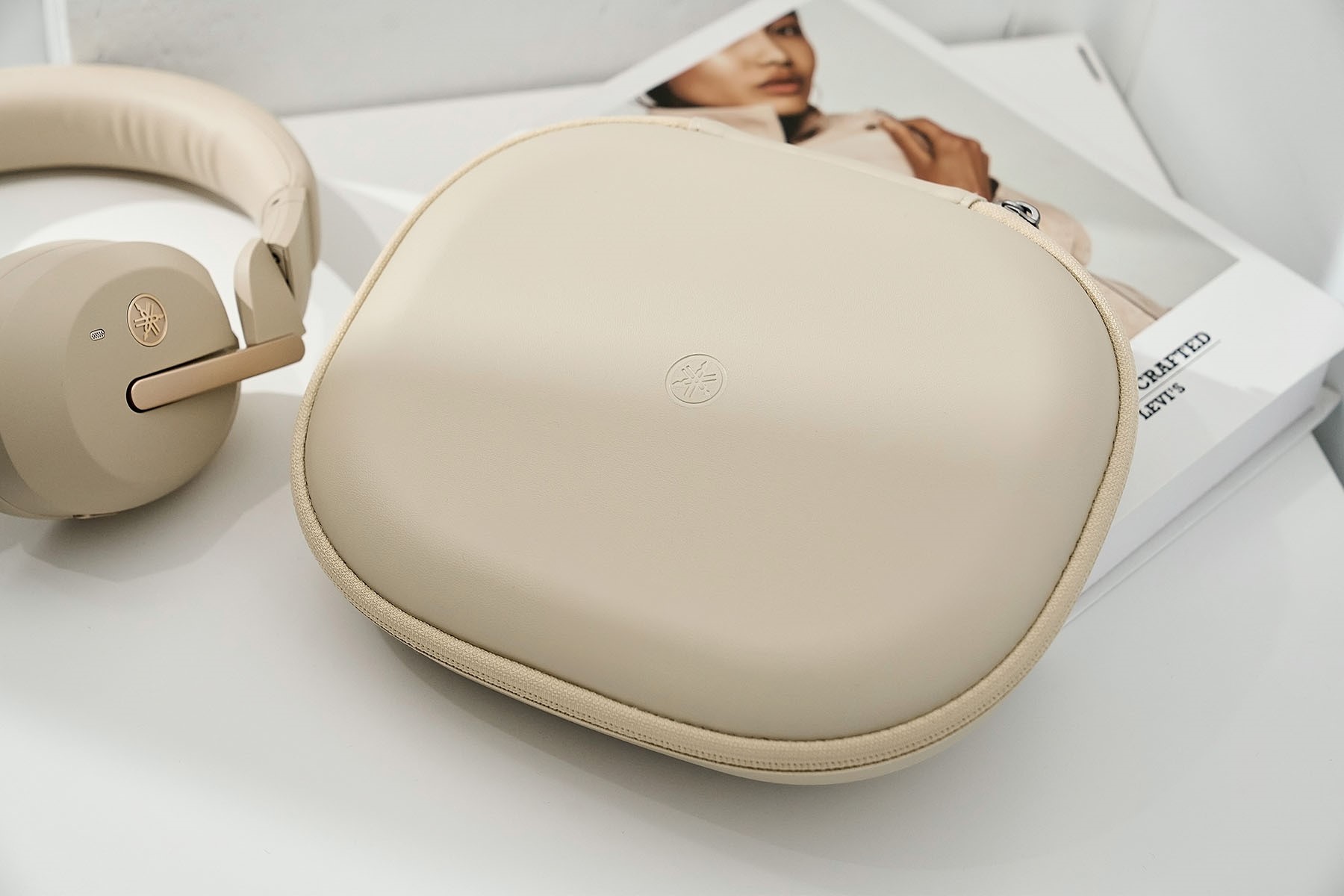 Yamaha YH-E700B 試聽：一款真正值得愛樂者擁有的藍牙無線耳罩式降噪耳機 | T客邦