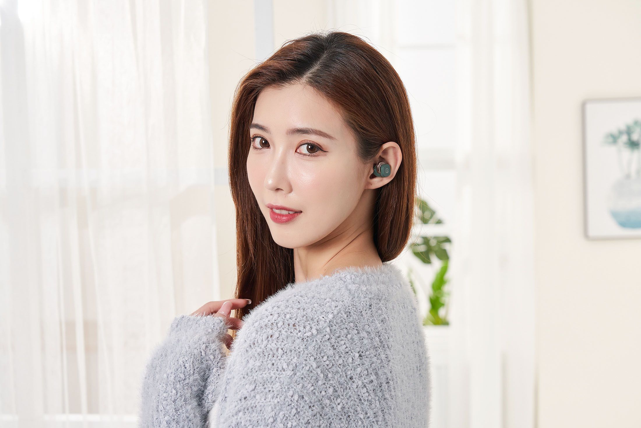 鐵三角 Audio-Technica ATH-SQ1TW2 大勢款方塊耳機評測：小巧玩美體型掩蓋不住的好聲魅力 | T客邦