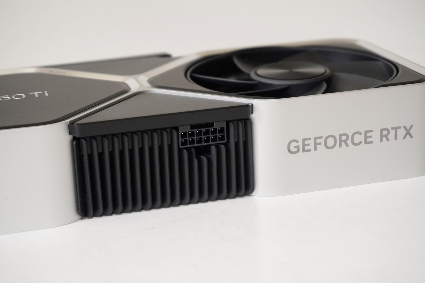 NVIDIA GeForce RTX 4060 Ti 8GB效能實測，1080p光追吃到飽沒問題！ | T客邦