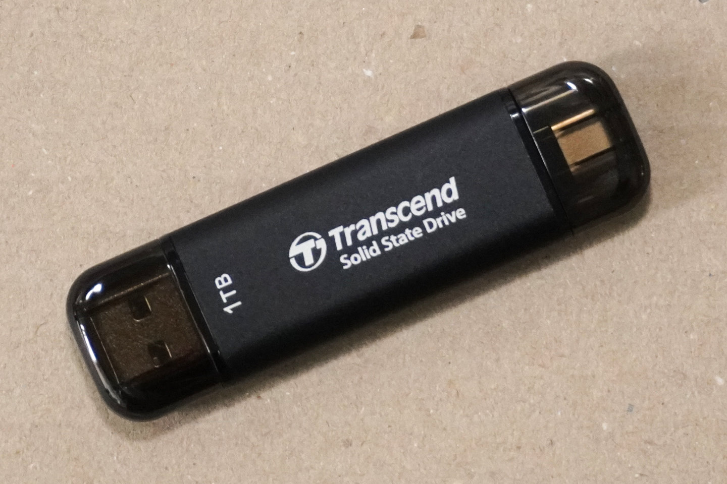 Transcend ESD310C行動固態硬碟效能實測，原生USB控制器更涼更小巧 | T客邦