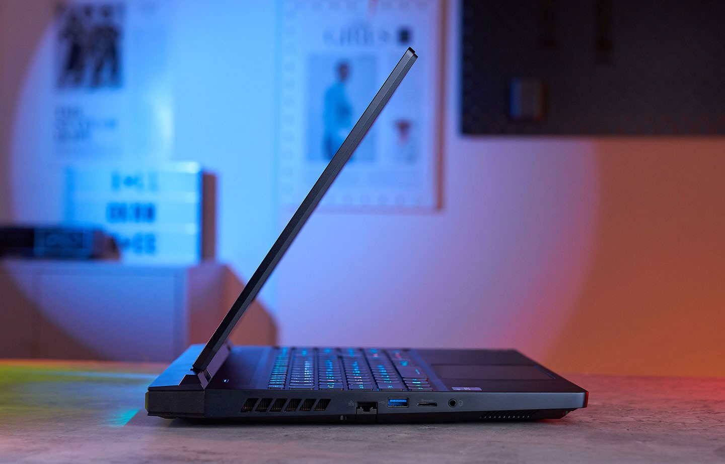 Acer Predator Helios 3D 15 SpatialLabs Edition 電競筆電實測：裸視 3D 技術能帶來多「深度」的 ...