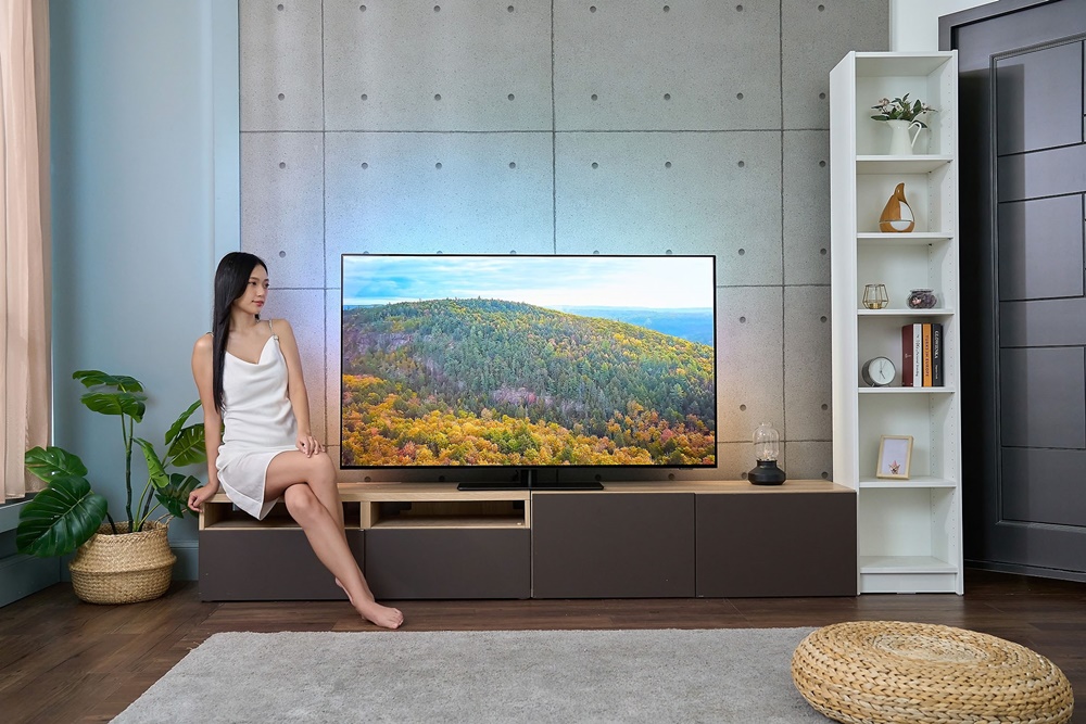 OLED EX Technology極致進化，4K UHD搭載沉浸聲效體驗，打造家中 IMAX影廳頂級體驗 ：Philips 65OLED808 大型顯示器評測 | T客邦