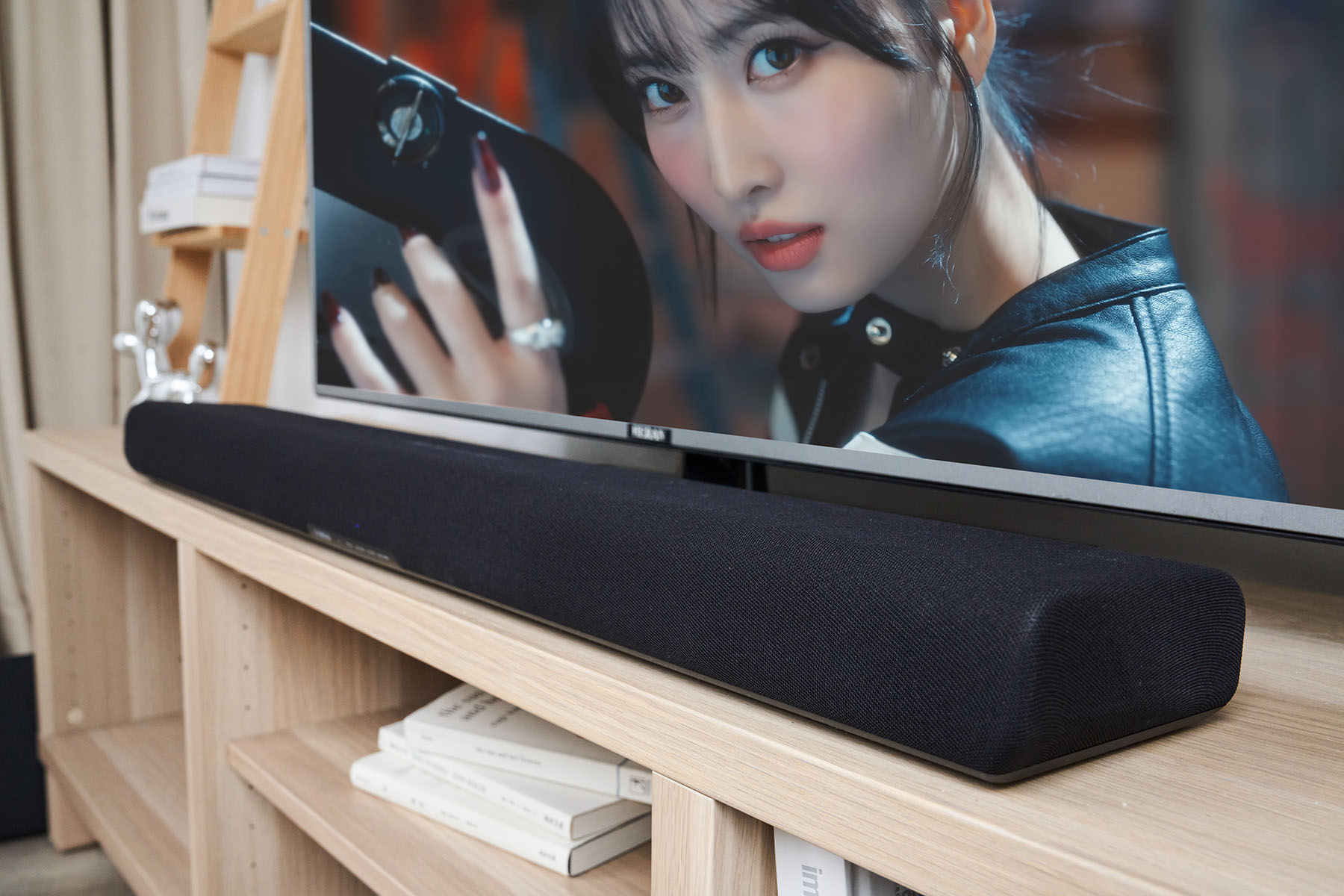 Yamaha Soundbar SR-B40A 評測：優秀聲學配置與 Dolby Atoms 加持，音效全面、包圍感十足 | T客邦
