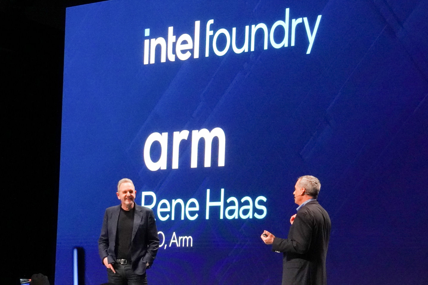 Intel於IFS Direct Connect 2024宣布與聯電合作，並發表Intel 14A與多項「4年5節點」之後發展路線圖 | T客邦