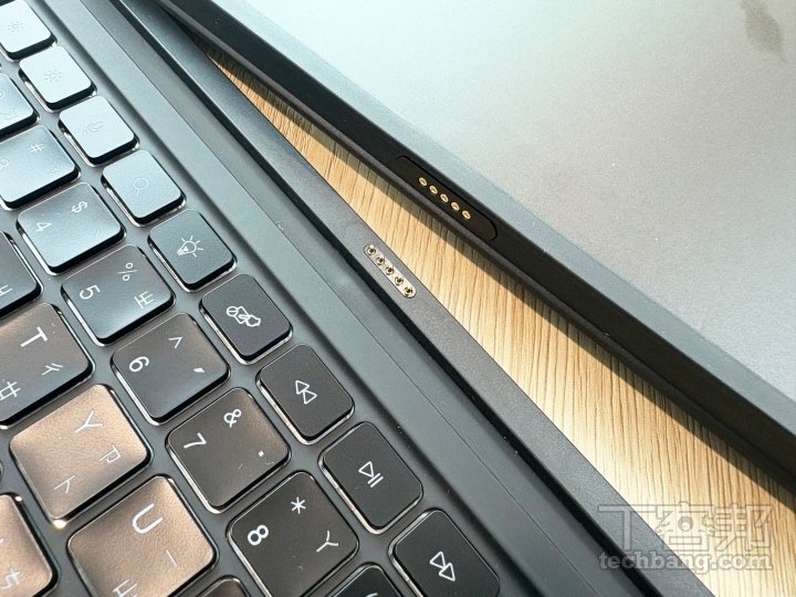 【限時團購優惠】NovaPlus Konnecter Pro 11 吋靈巧鍵盤，瞬「吸」即用！ | T客邦