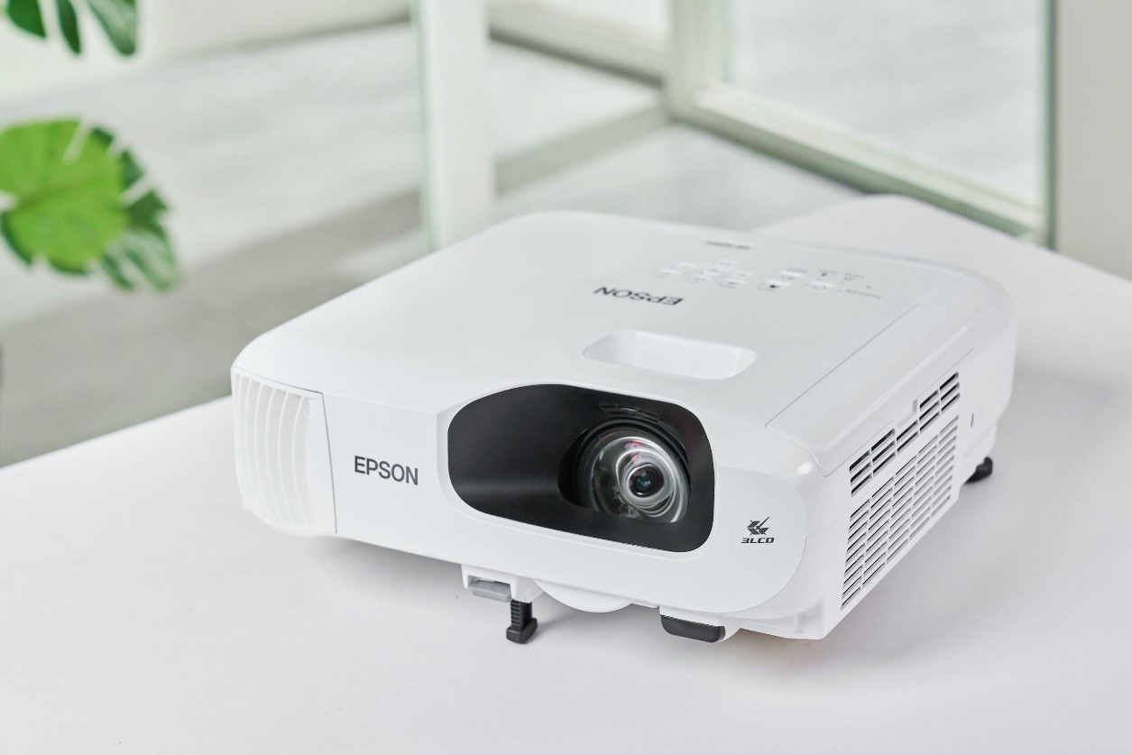 從會議室到客廳大畫面，Epson 全新商用投影機系列，為每一種「視界」量身打造！ | T客邦