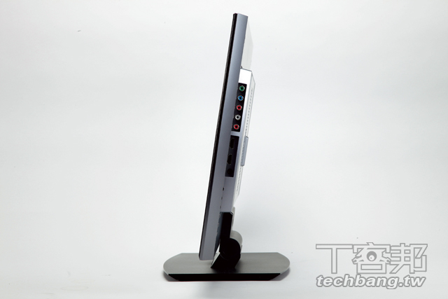 Sony PlayStation 3D：以 PS 命名的 3D 顯示器，還有全螢幕雙打功能 | T客邦